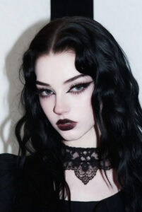 25 Gothic Makeup Ideas for a Dark and Alternative Aesthetic - Gotikah ♥